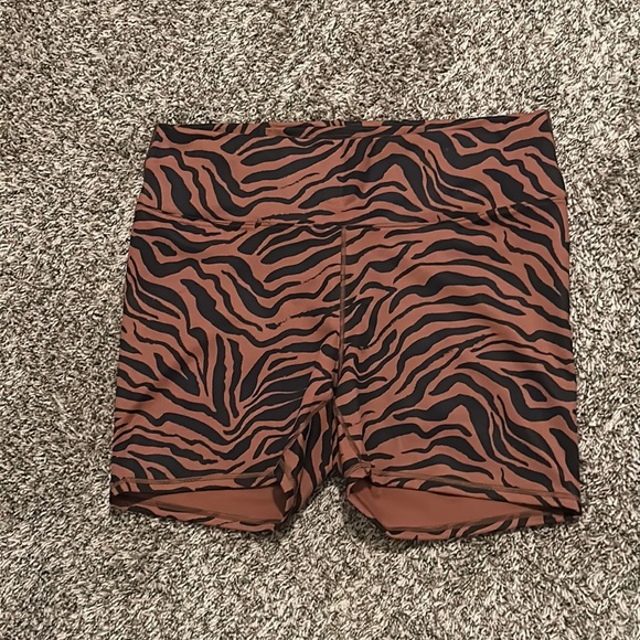 Fabletics | Shorts | Tiger Print Fabletics Shorts 3x | Poshmark
